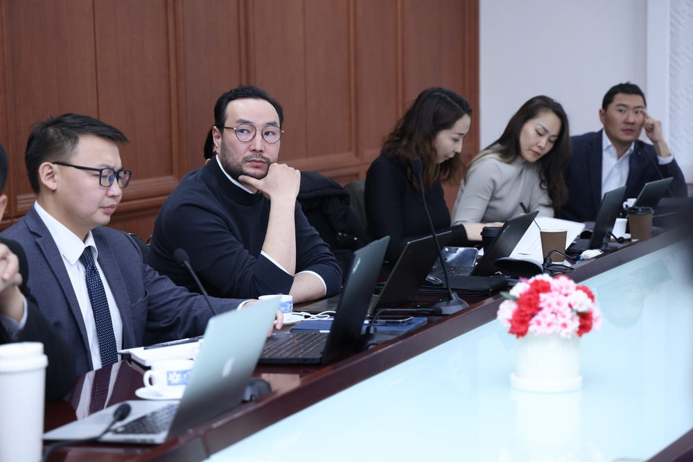 Хувийн нэмэлт тэтгэврийн тухай хуулийн төслийг хэлэлцэж дууслаа